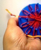 How To Make Bloom Loom Flowers On A Vintage Studio Twelve Loom